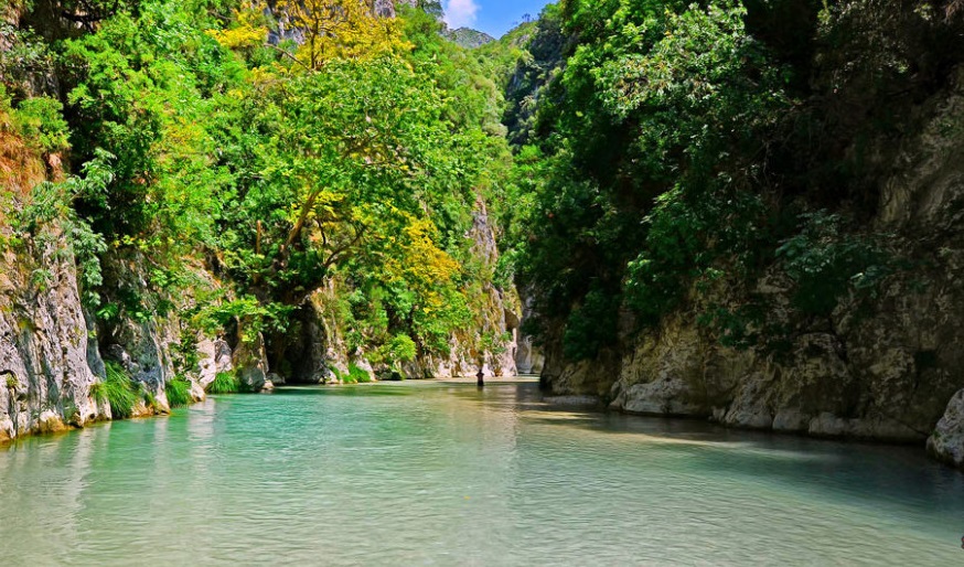ΒΙΝΤΕΟ | Το φαράγγι του Αχέροντα σε τρεις εποχές - Paramythia-online.gr