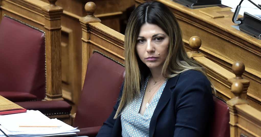 Η Υπουργός Κοινωνικής Συνοχής Σοφία Ζαχαράκη απαντάει για τα σκουλήκια ...