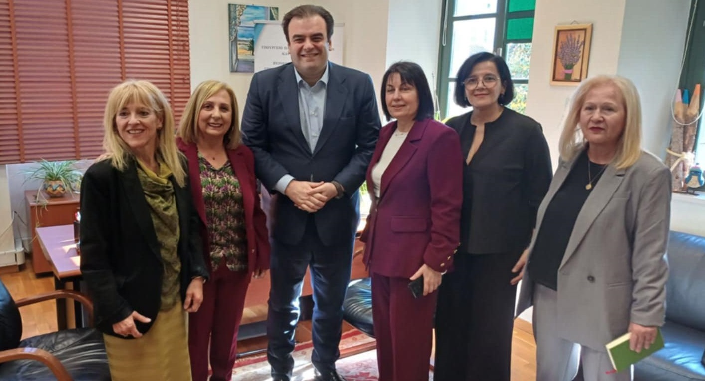 Στην Περιφερειακή Διεύθυνση Εκπαίδευσης ο Υπουργός Παιδείας Κυριάκος ...